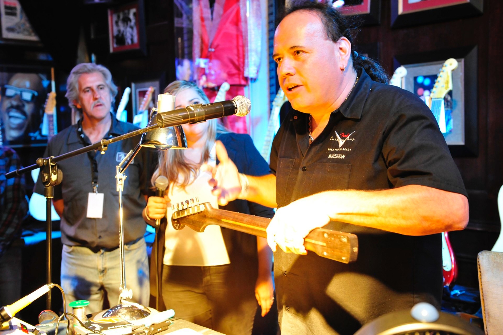 John Cruz entrevista Cutaway Guitar Magazine