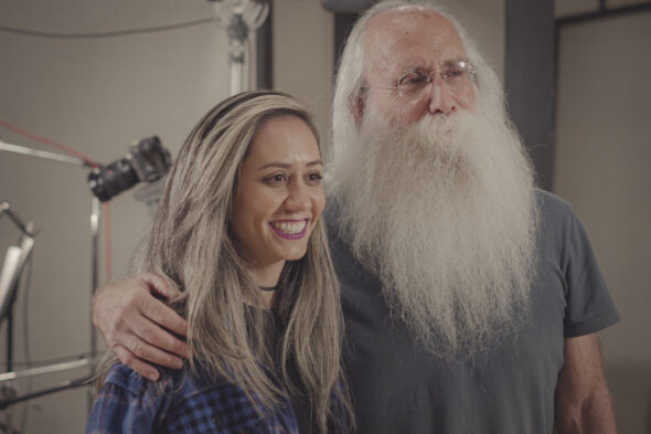 Lari Basilio 2022 entrevista Cutaway Guitar Magazine