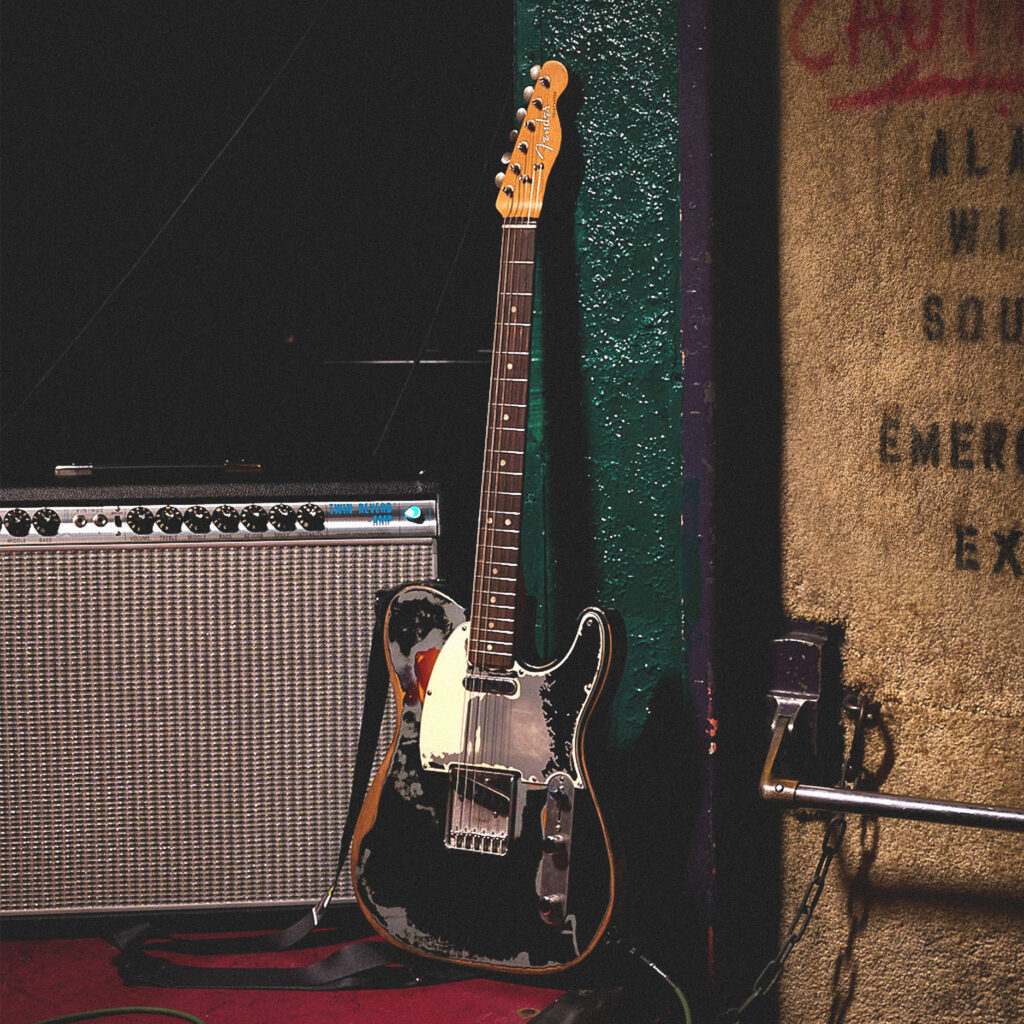 Fender Joe Strummer Telecaster Cutaway Guitar Magazine