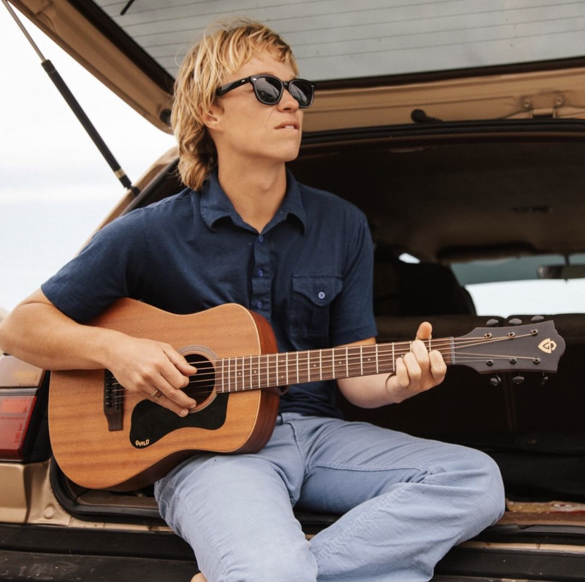 Nuevas Guild Traveler Cutaway Guitar Magazine